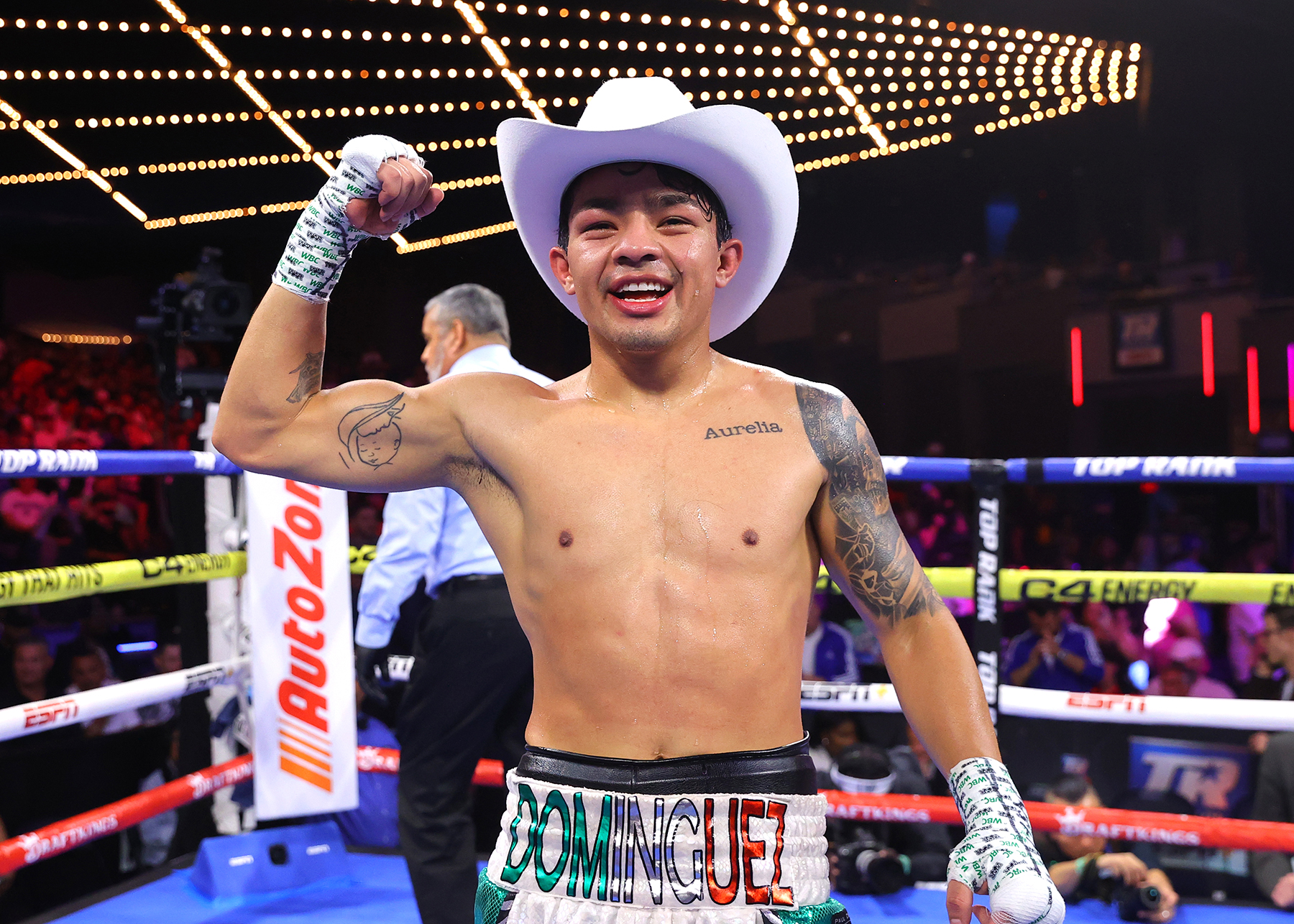 Dominguez vs Rios Steals the Show on The Undercard of Zayas vs Teixeira ...