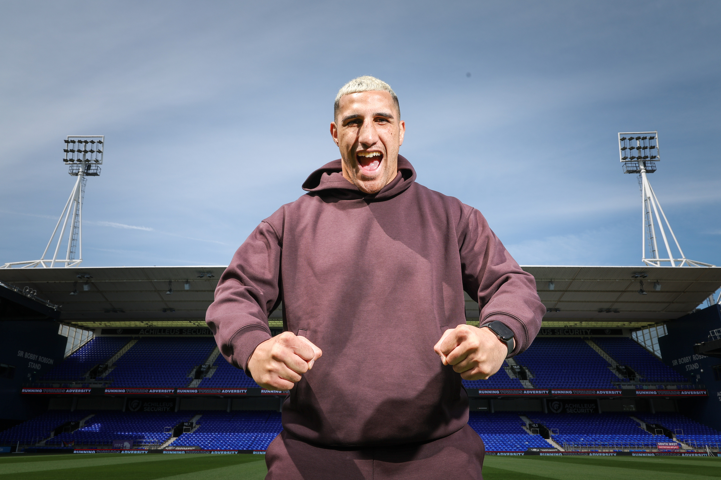 Heavyweight Justis Huni: 'I Always Love To Overcome A Good Challenge ...