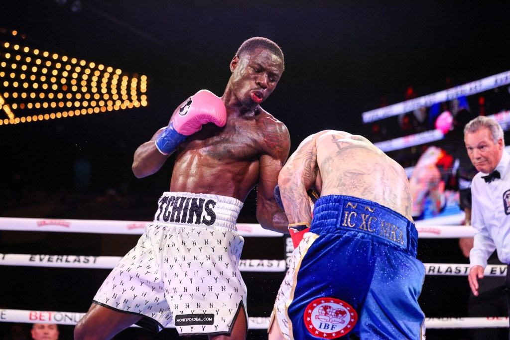 Hitchins vs Kambosos Jr. Fight Results: Hitchins Scores Vicious Body ...