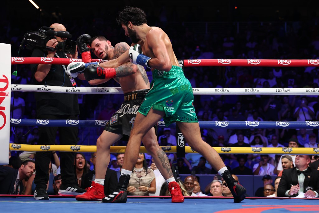Latest News In Boxing Around The World - Fights Around The World